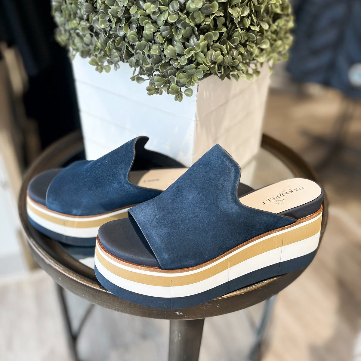 Flow Platform Slide – Mainstream Boutique Stillwater